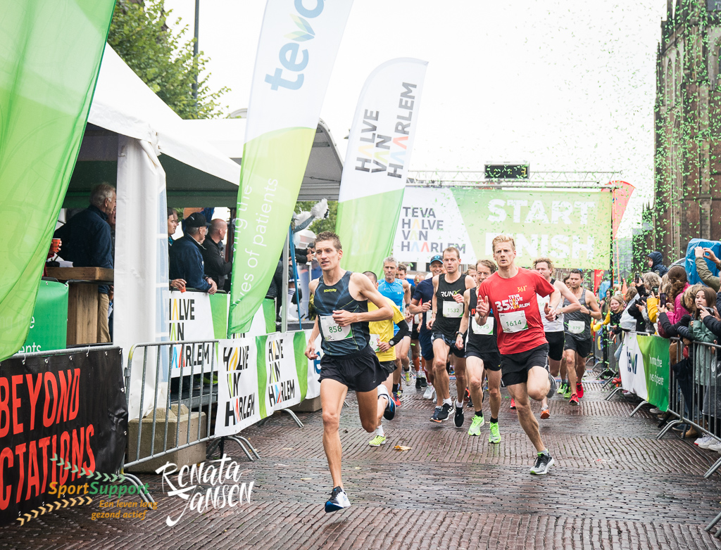 Geslaagde 35e editie Teva Halve van Haarlem - De Heemsteder | Bloemendaler