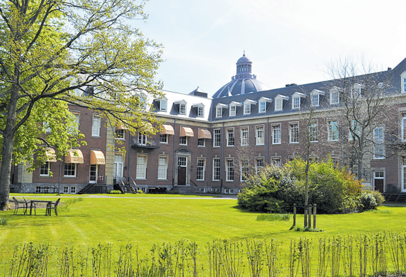 Subsidie provincie voor restauratie koepel Hageveld, parkrestauratie ...