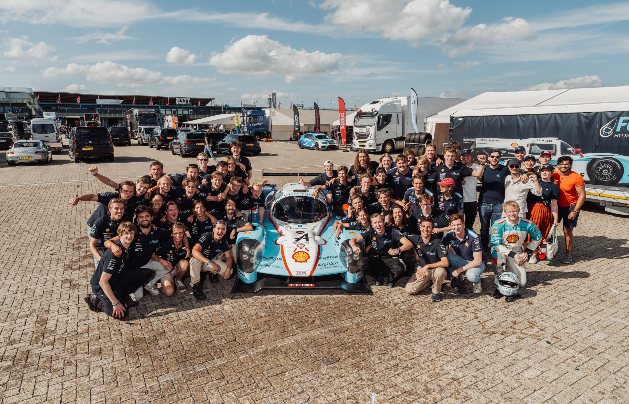 Talent Coen Buitink uit Heemstede racet met waterstofauto - De ...